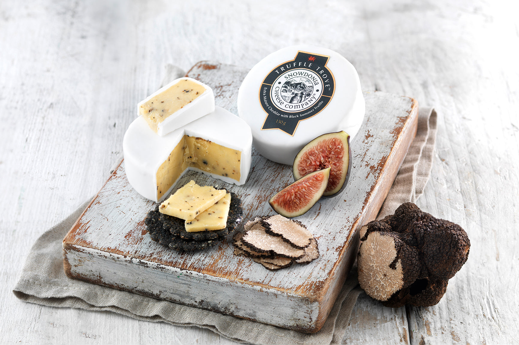Extra Mature Cheddar with Italian Truffles | Snowdonia Cheese